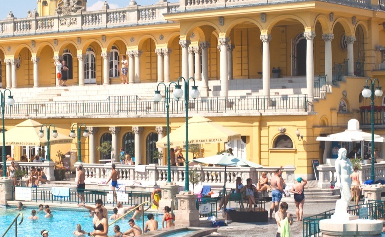 All 18 Universities in Budapest | Rankings & Reviews 2023