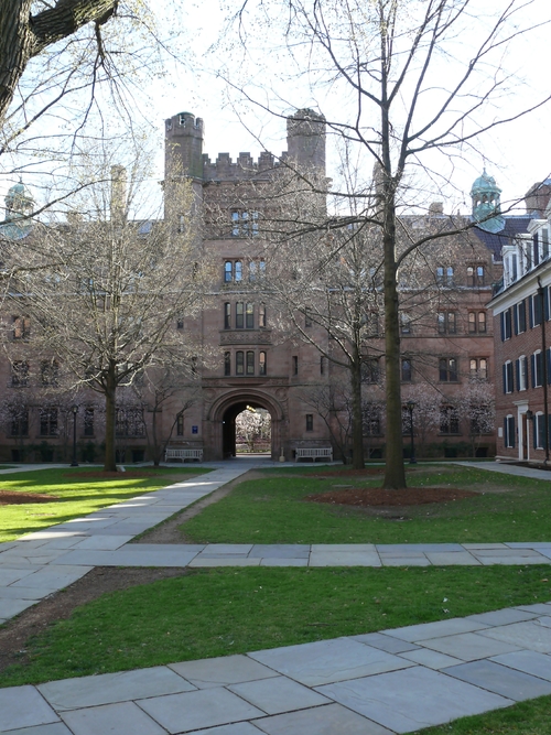 48 rankings of Yale University & 5382 student reviews 2022